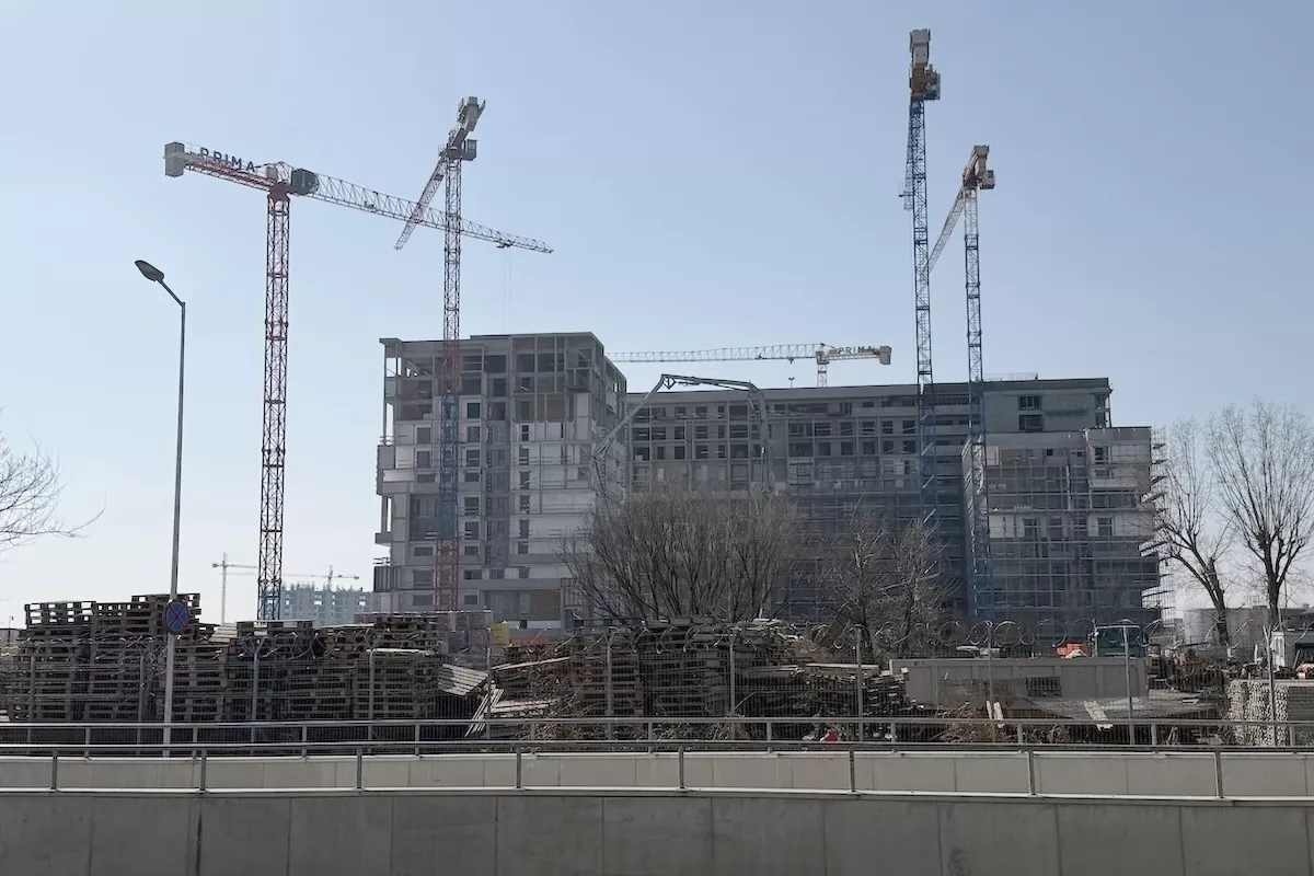 Bucharest housing market slumps over 18% in early 2026